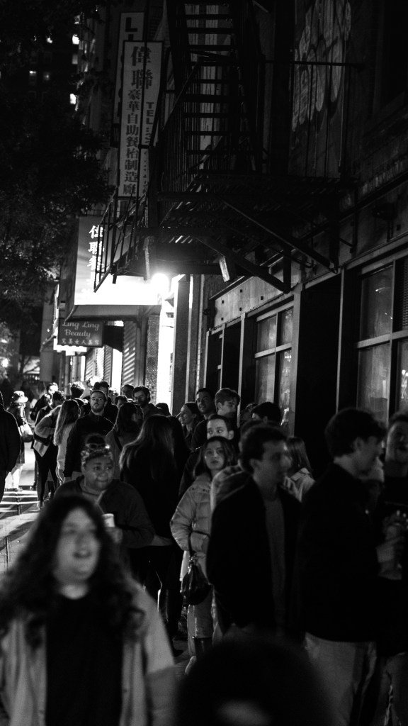 Sesh Comedy – LES BYOB Comedy Experience